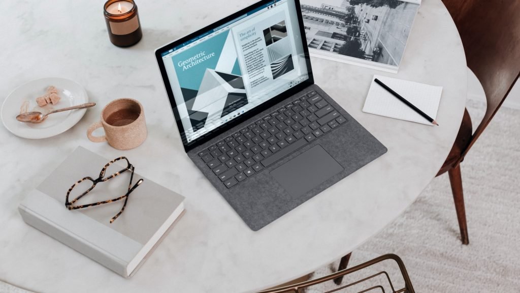 Rekomendasi Laptop Tipis Dan Ringan Yang Bagus - Unbox.id