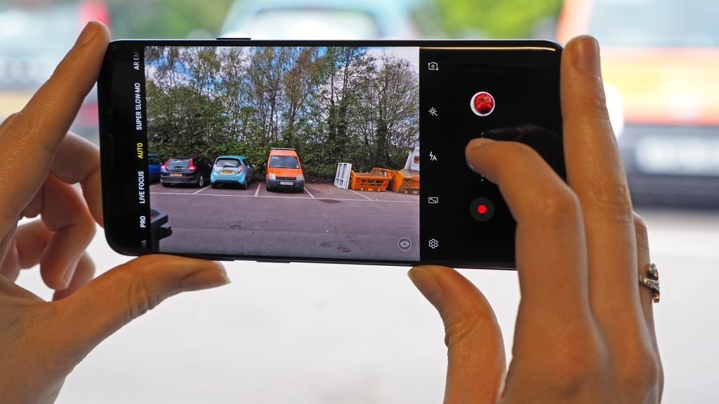 Resolusi Kamera Smartphone Makin Canggih Sejak Tahun Lalu - Unbox.id