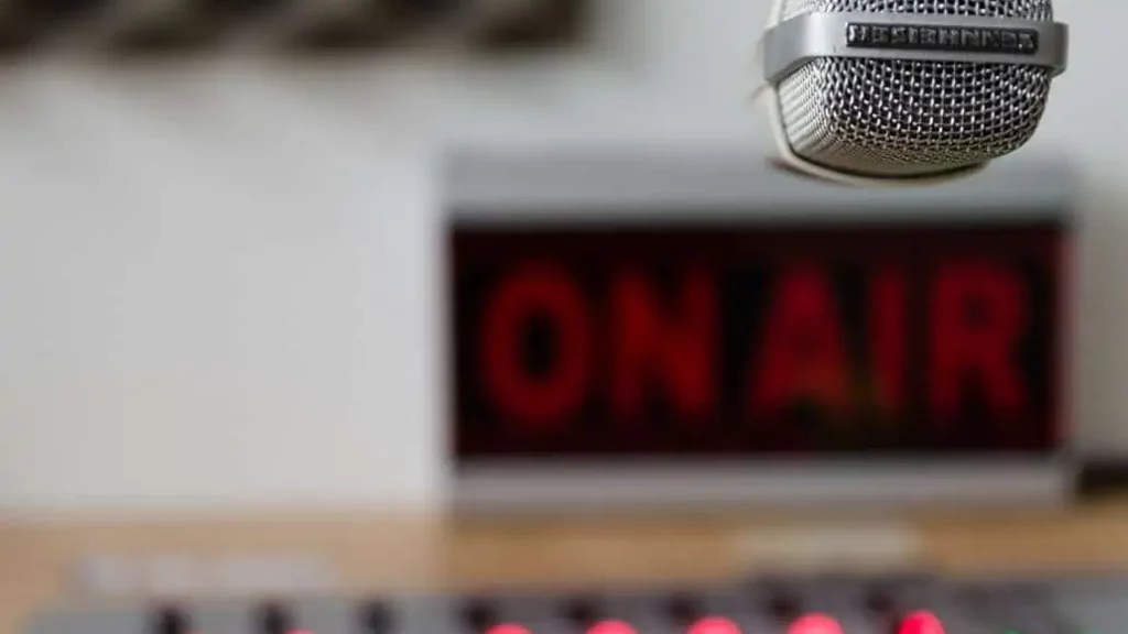 Cocok Buat Didengar, Ini Aplikasi Radio Online di Android dan iOS ...