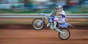 Mengenal Teknik Cara Foto Panning yang Benar - Unbox.id